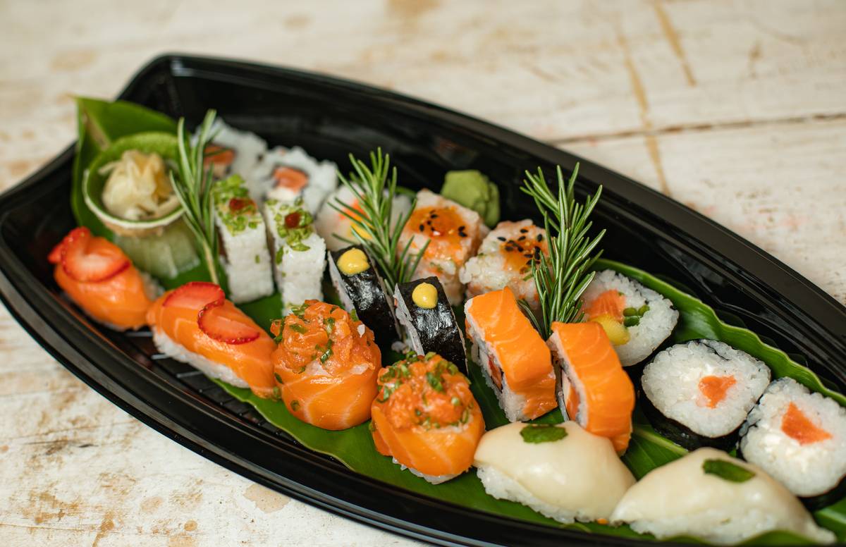 Jak zrobić sushi w domu samodzielnie? 5 kroków - PrzyKawusi